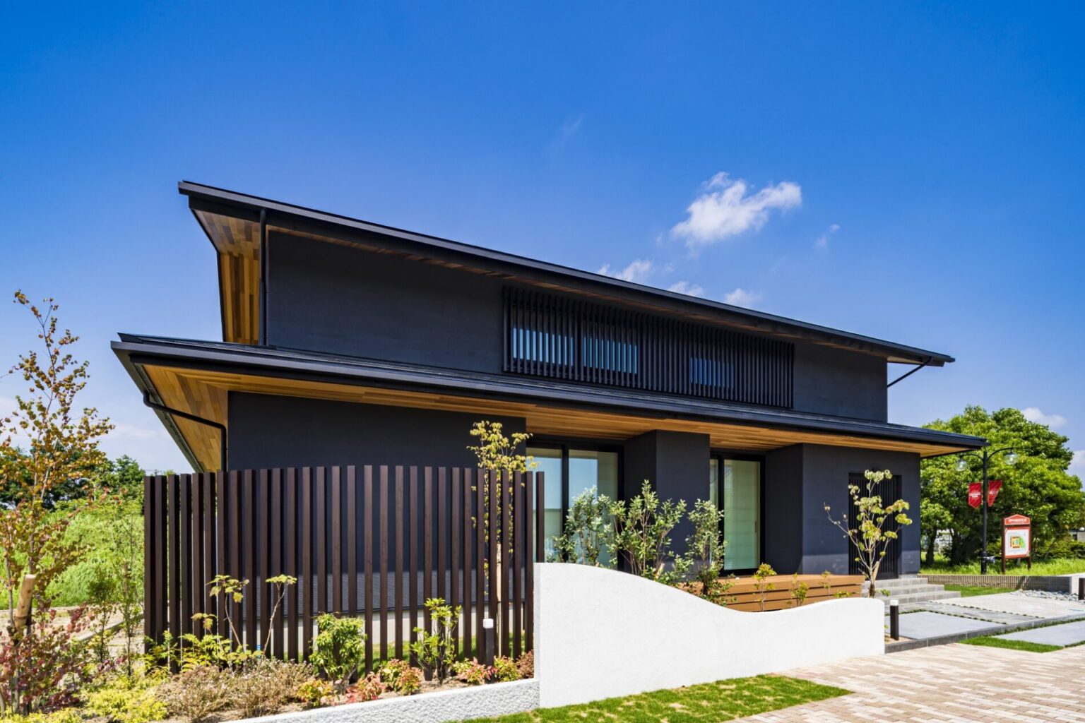 「お盆で実感する、家のあり方とこれからの住まいづくり」 | 松山市の注文住宅・新築戸建てなら工務店の岡崎住宅建設